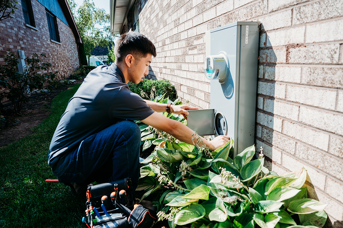 Electric Meter Installation Chicago | Arnold Electrical Services